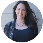 THE BENEFITS OF A WARDROBE STYLIST – BUFF BASICS